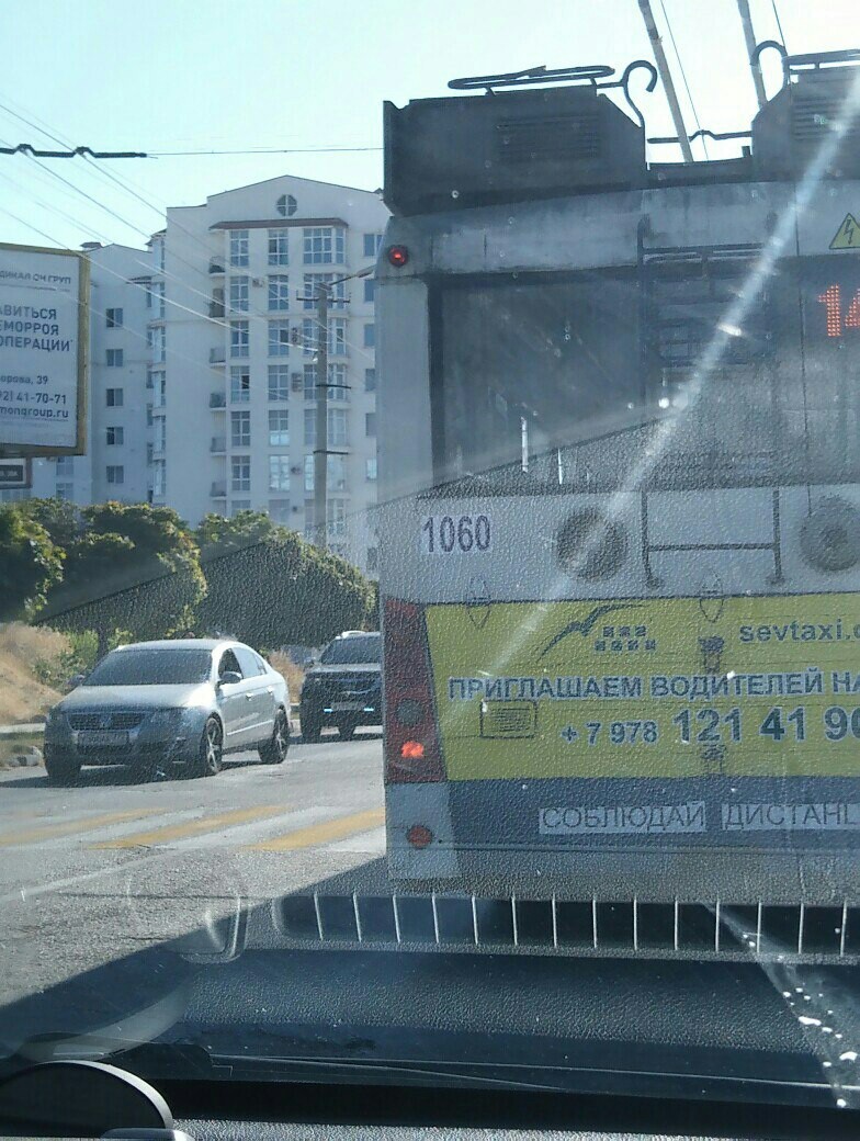 Петли, которые повидали некоторое дерьмо... | Пикабу