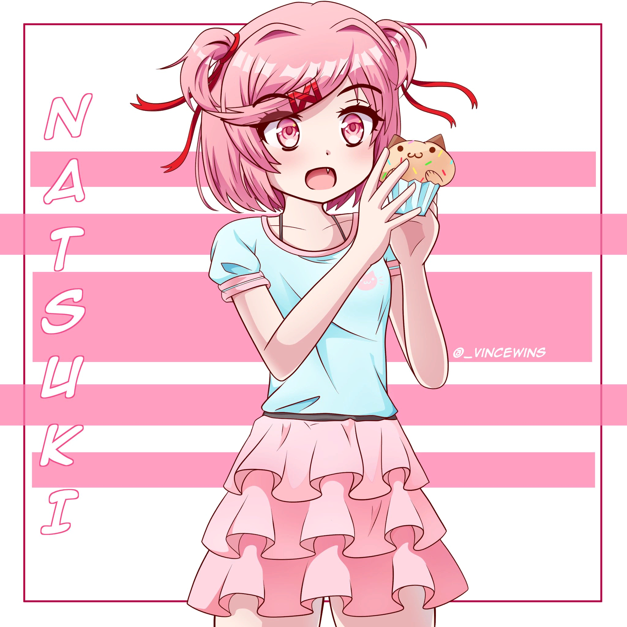 Natsuki with a cupcake | Пикабу