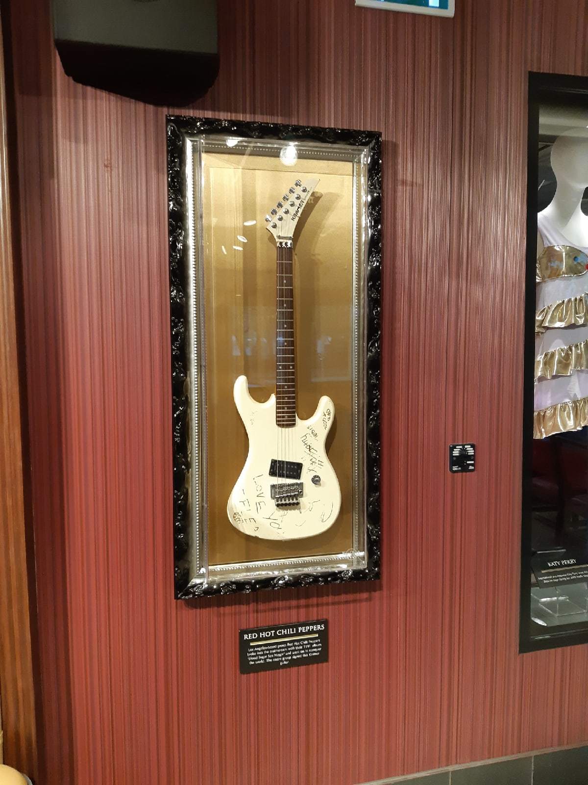 Hard Rock Cafe | Пикабу