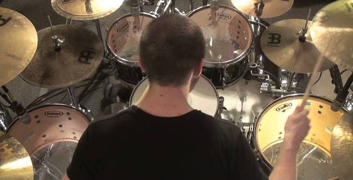 Alex Rudinger of The Faceless playing Xenochrist | Пикабу